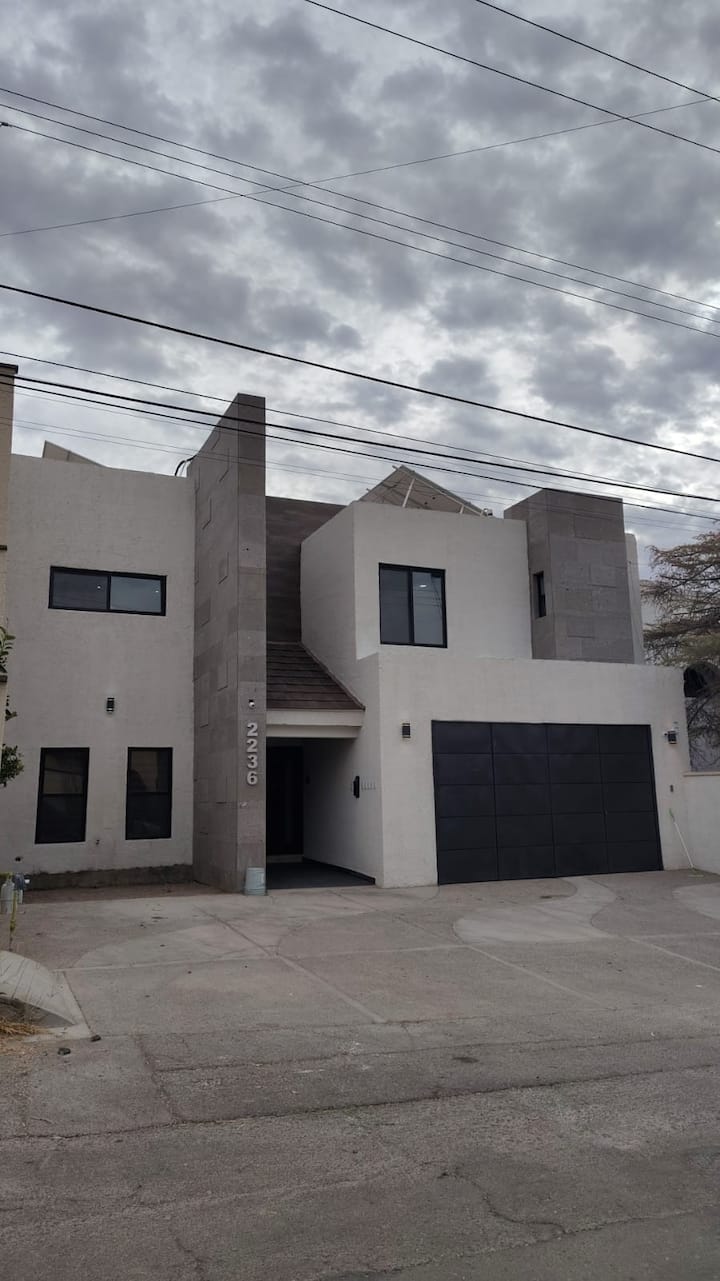 3 Moderno Y Ejecutivo Depto. Cerca Perif. Juventud - Chihuahua