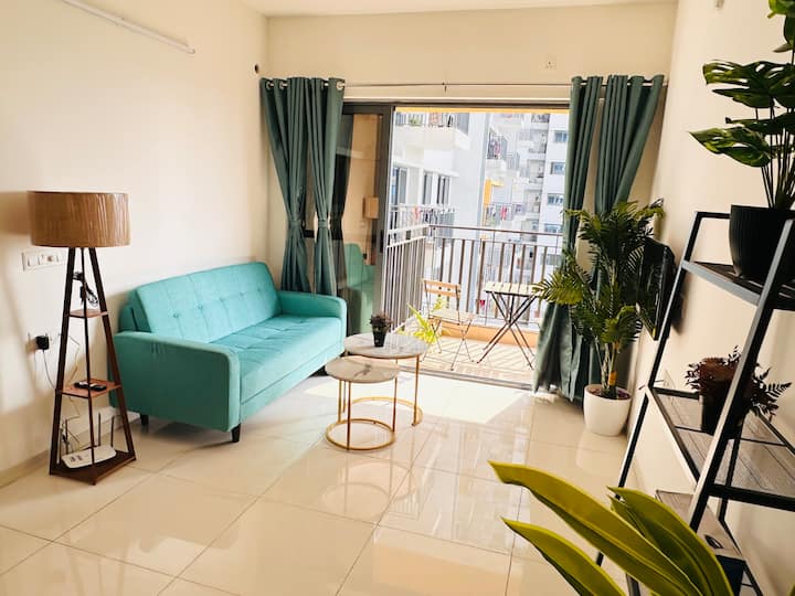 Aqua:private 1bhk Apartment In Amanora Park Town - Pune (India)