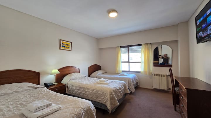 Triple, Centrico, Desayuno Incluido - Comodoro Rivadavia