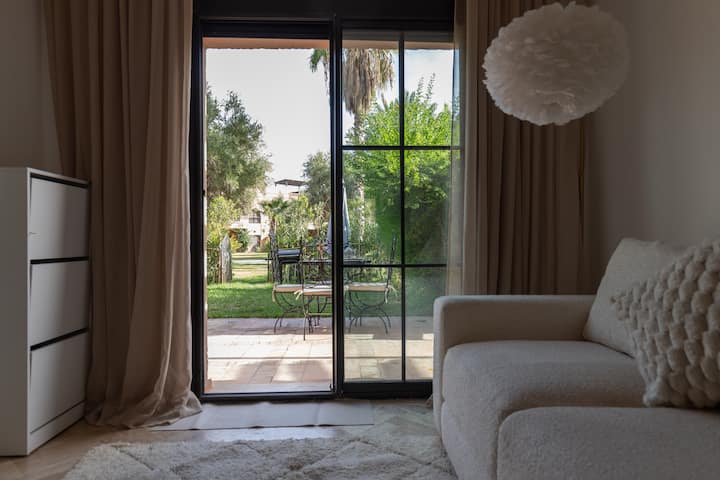 Luxury Garden Oasis – Poolside Escape In Marrakech - Marrakech