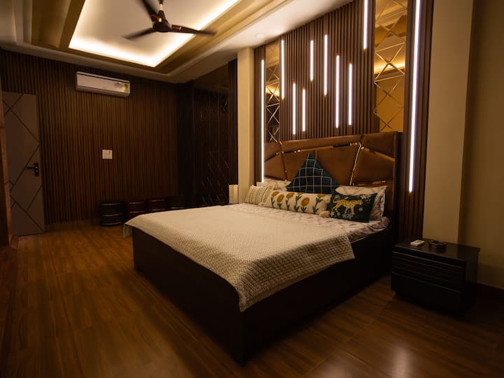 Luxury Villa In Jaipur - Jaipur