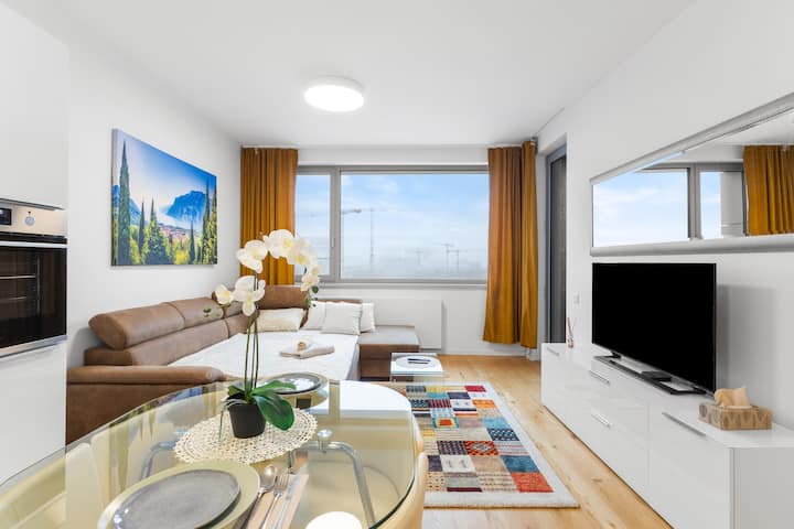Luxusný Apartmán Vo Výške - ブラチスラバ