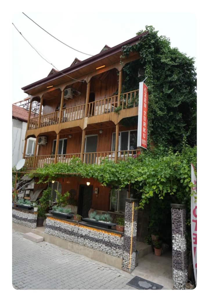 Delux 5 Kişilik Suit Oda - Karahayıt