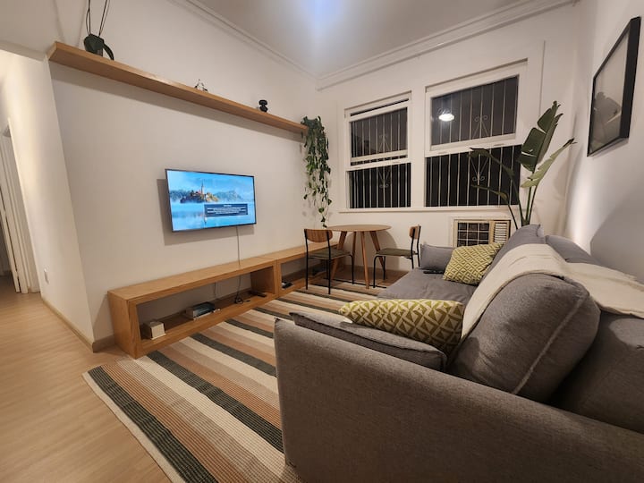 2 Quartos E 2 Banheiros No Coração De Copacabana - Rio de Janeiro