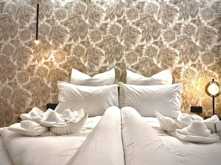 Theresa's City Park Apartment + A/c - Sziget Festival