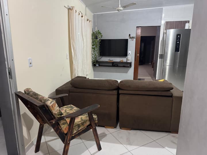 Casa Em Prado Bahia, Perto De Tudo, 4 Min Da Praia - Prado