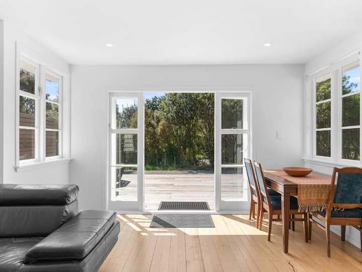 Escape To Gum-tree Villa - Mangawhai