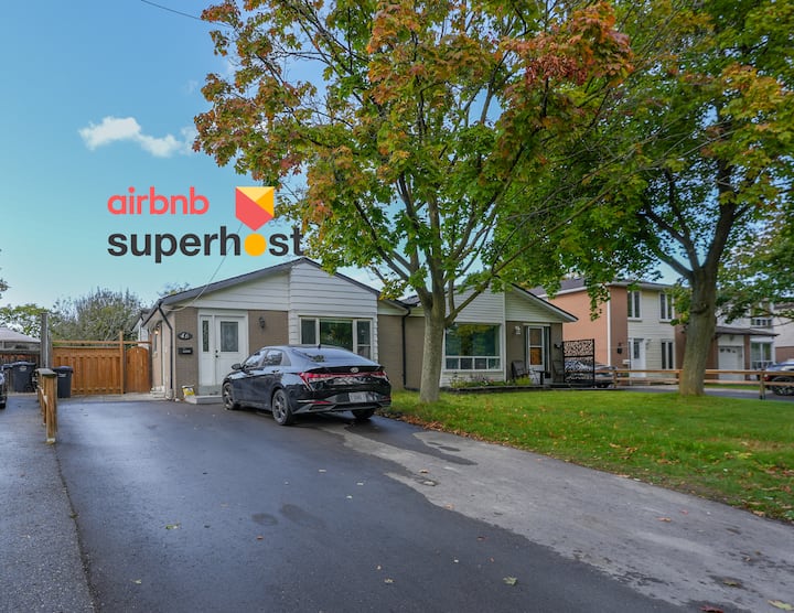 Modern | Cozy | Elegant | Huge Backyard - Brampton