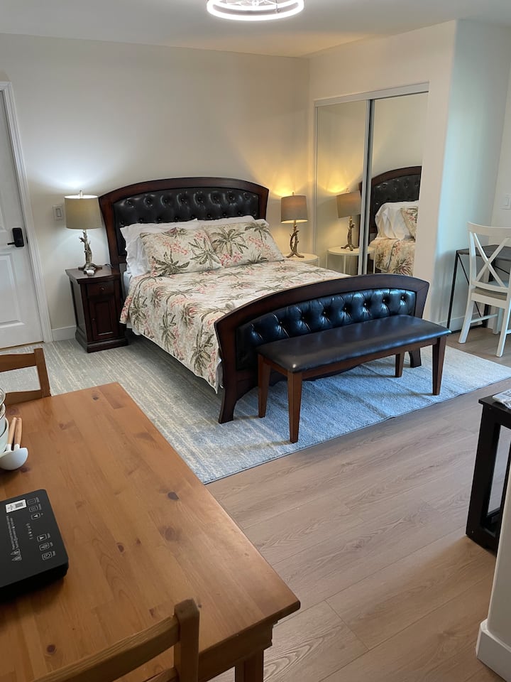Fully Furnished Studio, Second Floor, New Building - Rancho Bernardo - San Diego