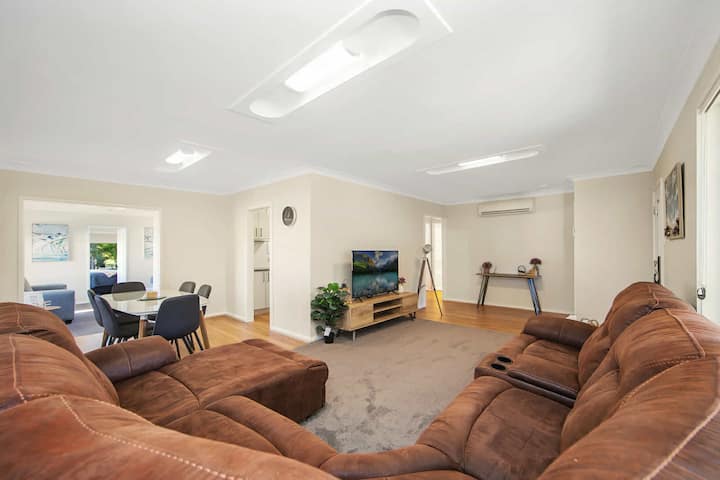 Family Escape @ Point Clare - Gosford