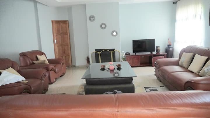 1 Ensuite Room Borrowdale Guest House - Zimbabwe