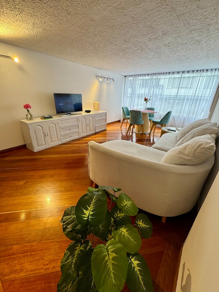 Condo Chapinero 3 Bdrm + Wifi+netflix Top Location - Bogota