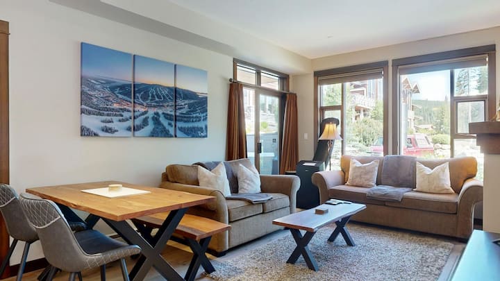 Ski-in, Ski-out 2-bedroom Condo At Stone's Throw - Sun Peaks Resort, BC
