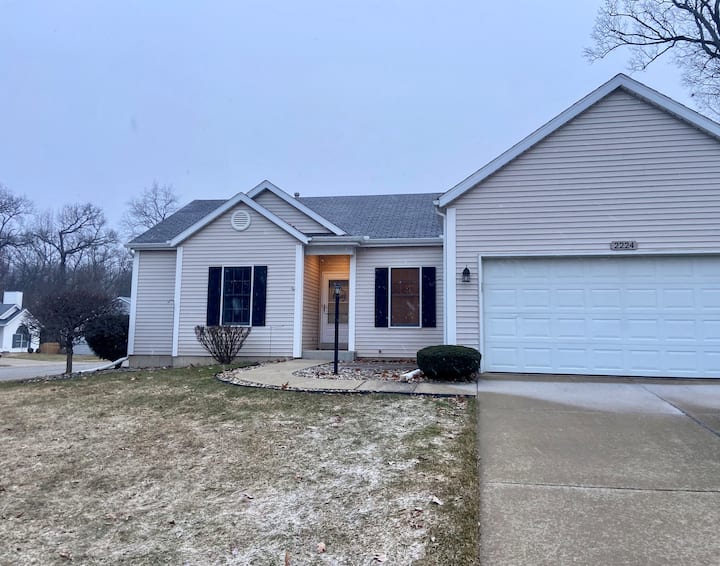 Cozy Home Near Notre Dame - 南灣