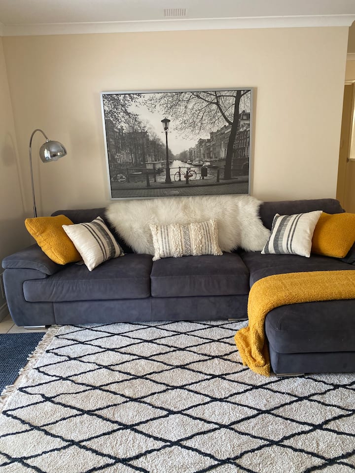 Home In The Heart Of Joondalup - Joondalup
