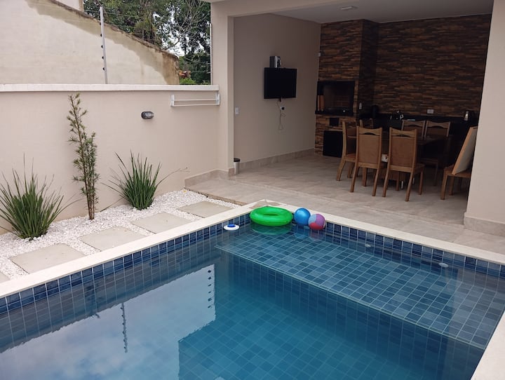 Conforto E Piscina Na Praia De Itapoá - Itapoá