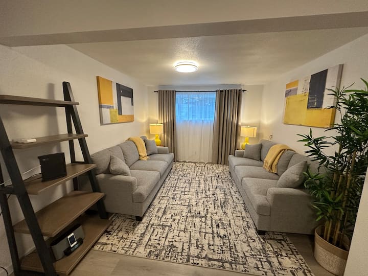 Lynnwood Room 1- Nicely Remodelled Bedroom - Lynnwood, WA
