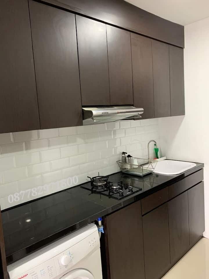A Tidy, Compact Studio In Tsa - Jakarta
