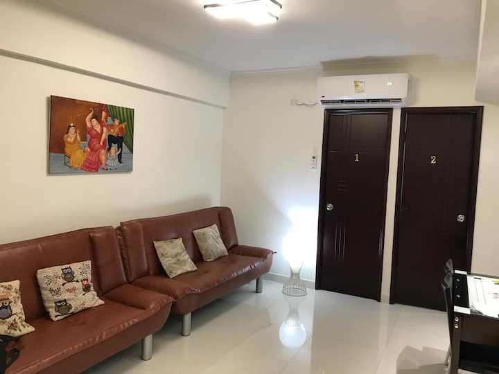 Beside Mongkok Mtr 3 Bedroom 10p - Tsim Sha Tsui