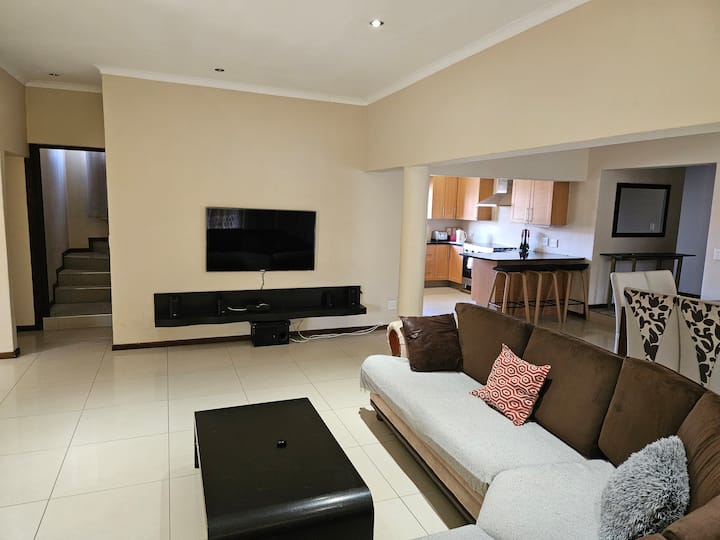 The Pope's Nest - Midrand