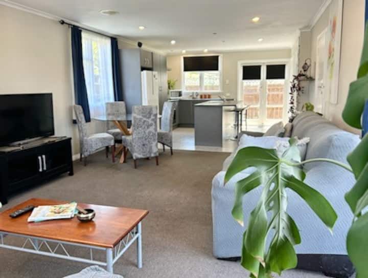 Central Charm - Whanganui