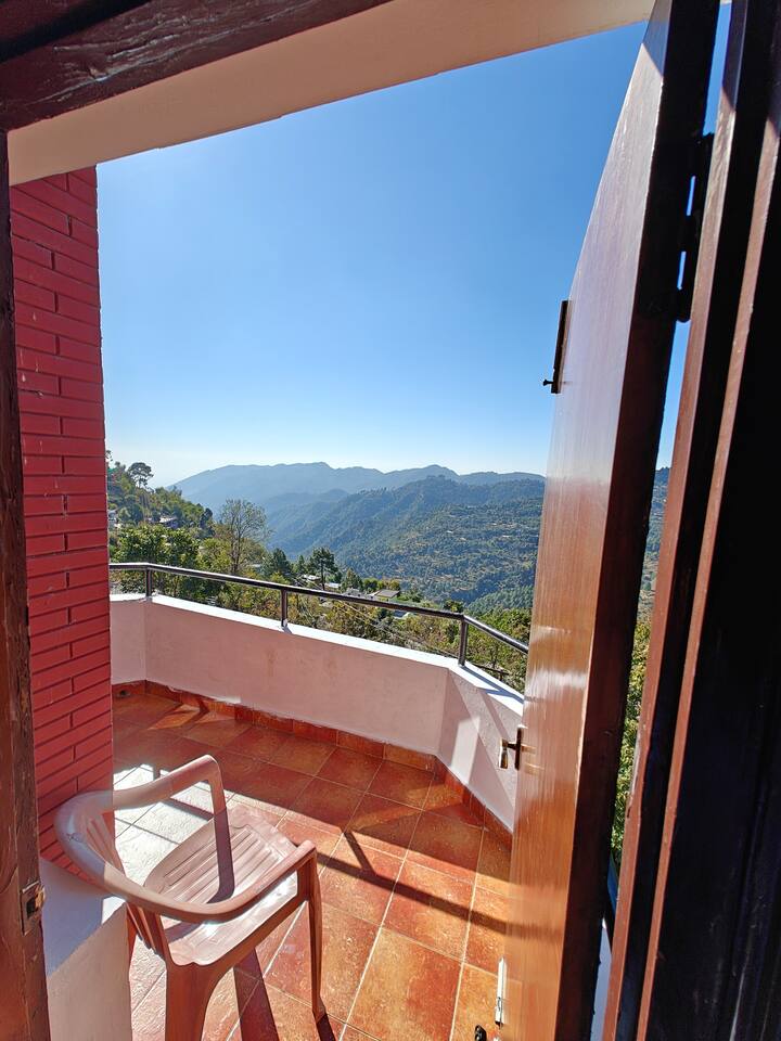Hilltop Haven-2bhk Flat In Bhumiyadhar, Nainital - Nainital