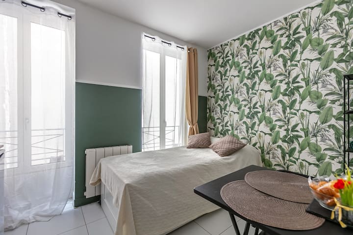 Small Central Studio Metro Gare Du Nord - Bagnolet