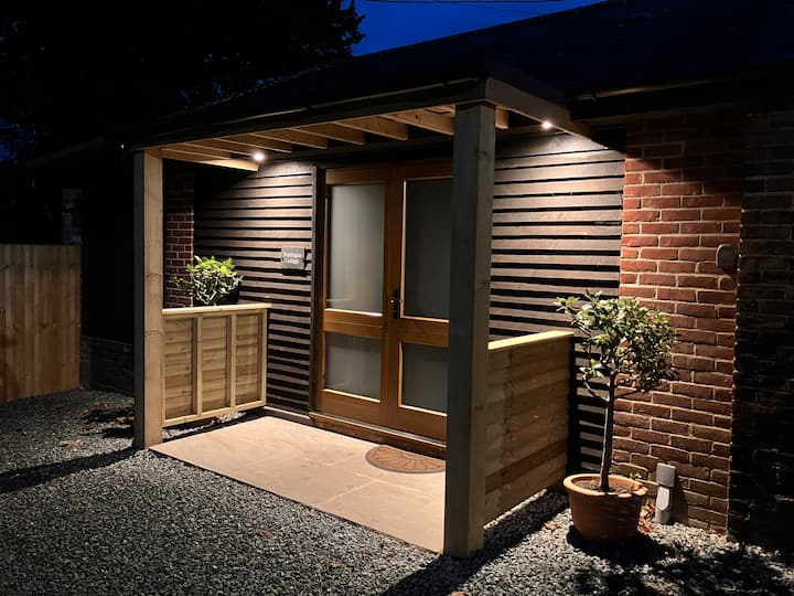 Cosy, 1 Bed, Farm Cottage With Enclosed Garden. - Steyning