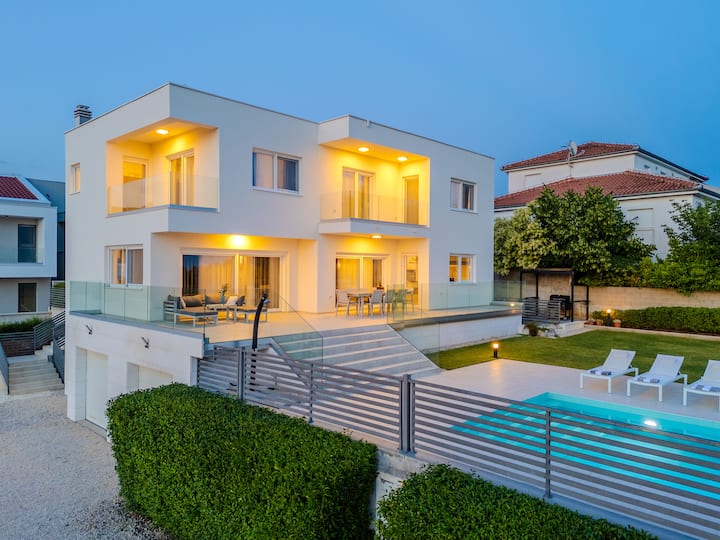New Luxury Villa "Via" - Zara
