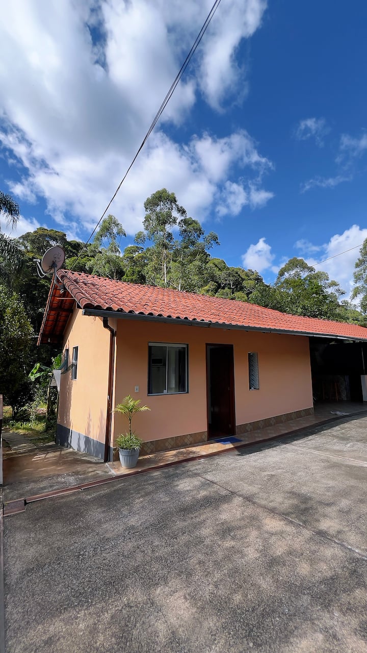 Charmosa Casinha Na Serra Do Rio Perto De Lumiar - Nova Friburgo