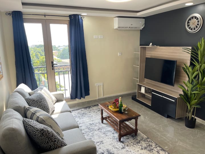 Modern Chic Apartment Suite With Pool & Ocean View - Kingston