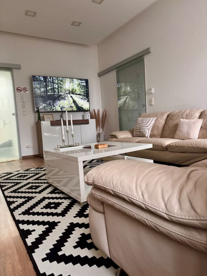 Vienna Apt | Tram Stop At Door | Self Check-in - Wien