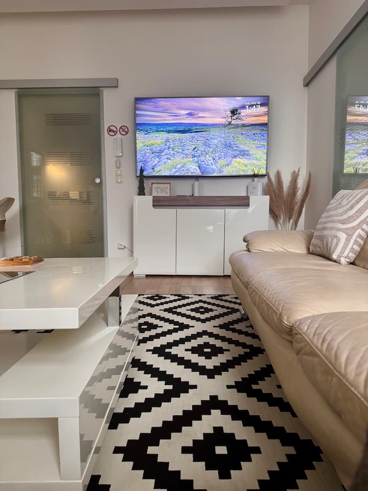 Cozy Apartment | Tram At Door | Self Check-in - Wien