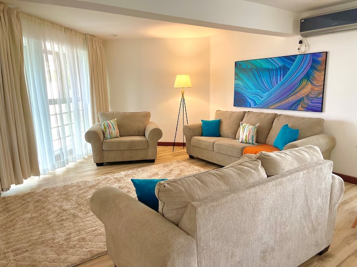 Ocean Side 2bedroom Condo With A Pool - Mombasa