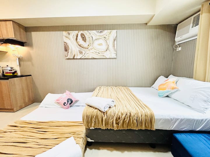 Spacious It Park Studio For 5 | W/ Pool - Cebu City