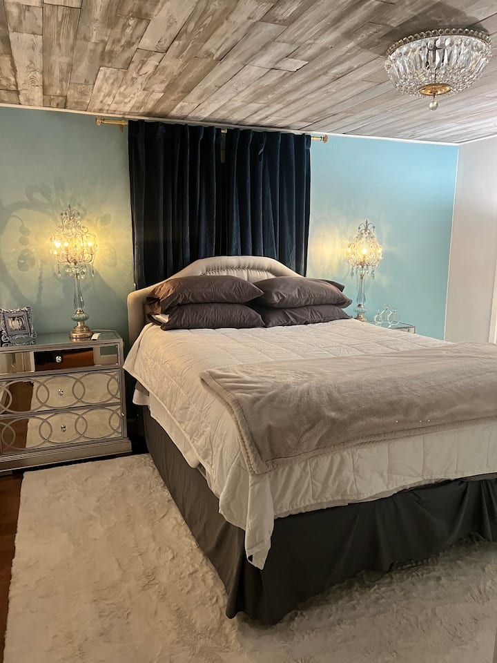 Room In Cozy Home Close To 19 - Tarpon Springs, FL