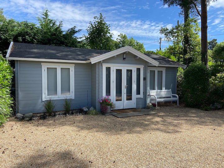 Forest Edge Lodge Ringwood, New Forest, Hampshire - Ringwood