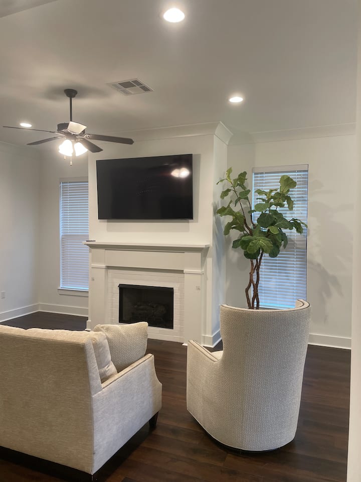 Cozy, Comfortable , Convenient Escape,near Lsu - Baton Rouge, LA