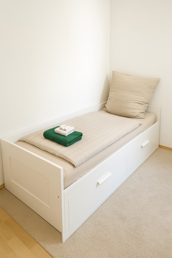 Zimmer In Gartenwohnung Trudering-riem - Munich