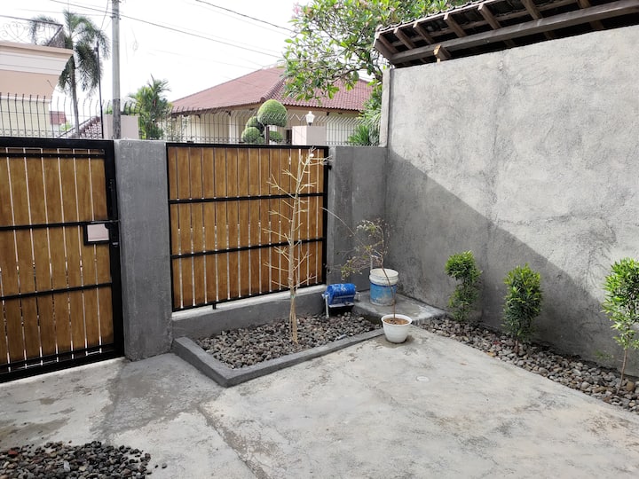 Sammy's Tiny House Amartapura - Mataram