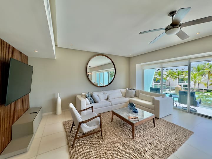 Aísha - Puerto Vallarta