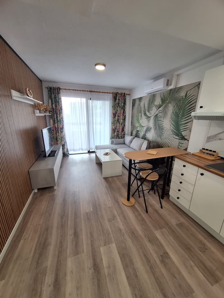 Precioso Apartamento Reformado - Benidorm