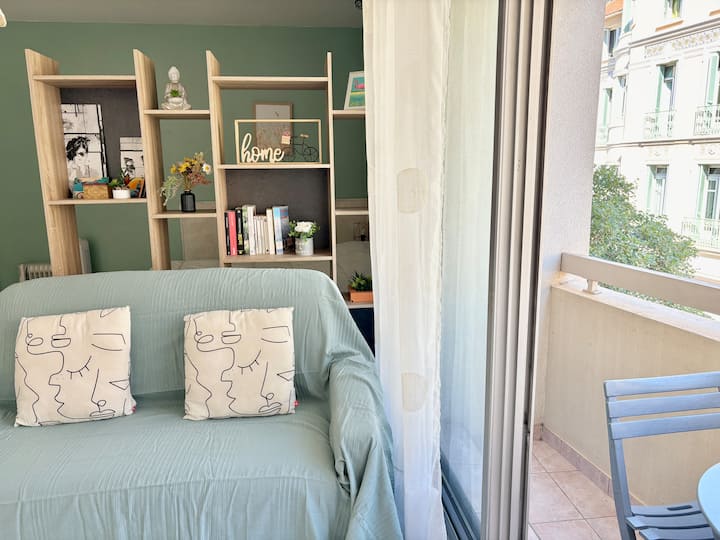 "Soleïado", Centre-ville, Ascenseur, Balcon, 2pers - Var