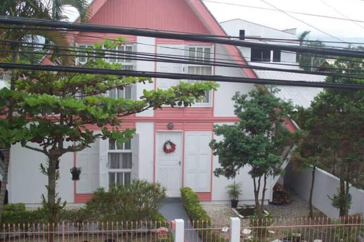 Cabana Em Meia-praia/sc - Itapema