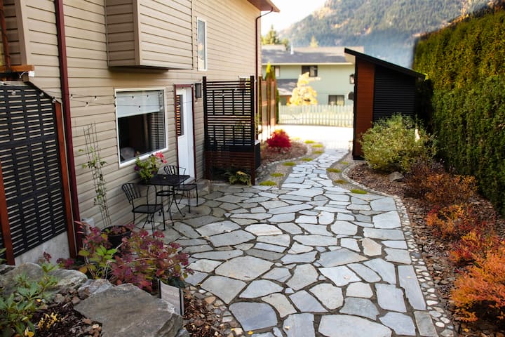 Tranquility At Fellstone Gardens - Nelson