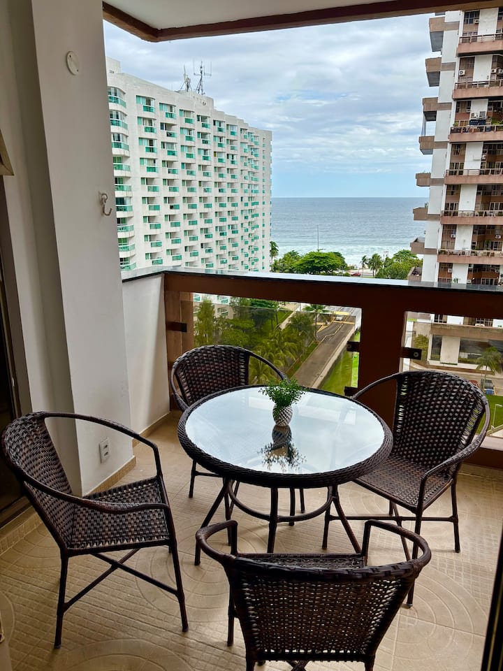 Apartamento Vista Mar Posto 4 Barra - Rio de Janeiro
