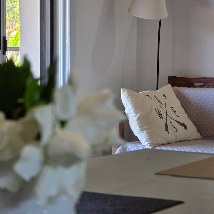 Amplio Departamento En Puerto Iguazú Con Balcón - Puerto Iguazú