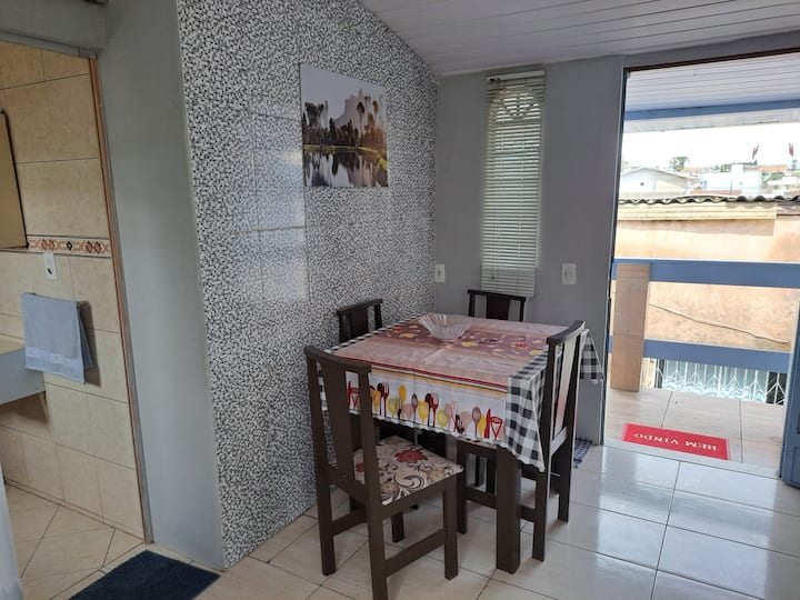 Kitnet.apartamento 2° Piso/aconchego à 2 Km Centro - Lages