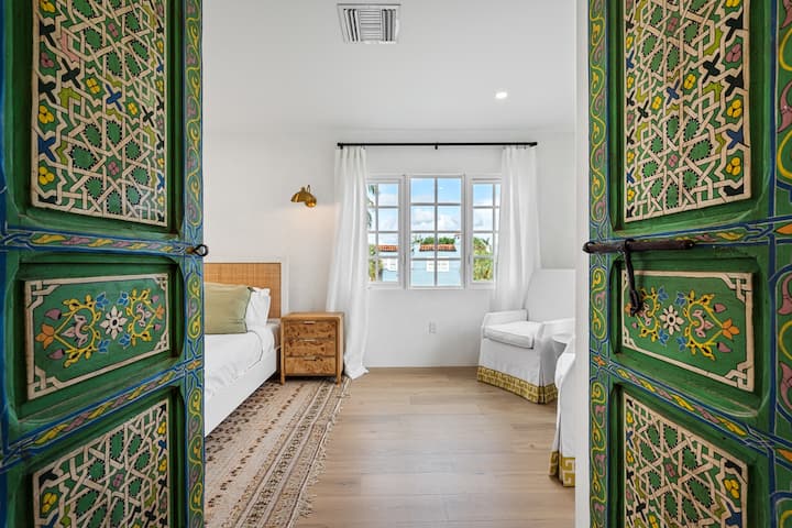 Heated Pool Retreat | Moroccan Palm Beach Escape - West Palm Beach, FL