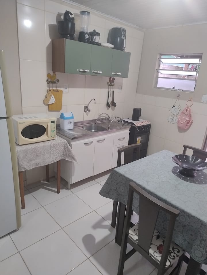 Casa Equipada- Praia Da Vila-4 Hosp-wi-fi- Garagem - Imbituba